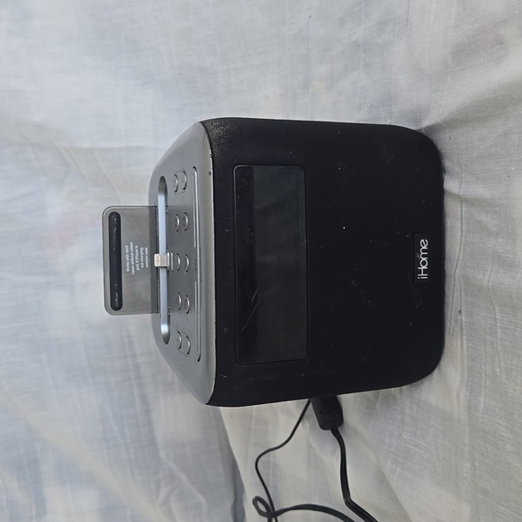 iHome | Portable Audio & Video | Ihome Docking Fm Radioalarm Clock ...
